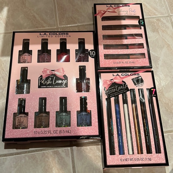 L.A. Colors | Makeup | Nwt La Colors 22pc Makeup Bundle | Poshmark